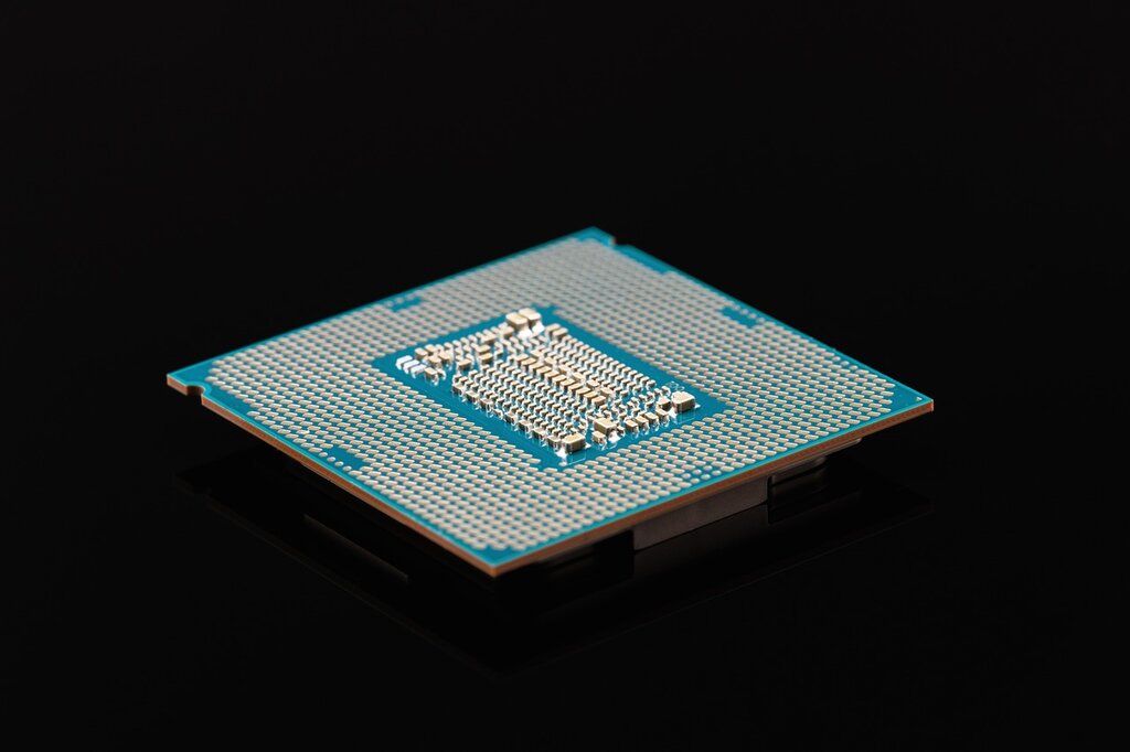 Intel Core i9-13900KS. Duża moc okupiona prądożernością Intel Core i9-13900KS. Duża moc okupiona prądożernością